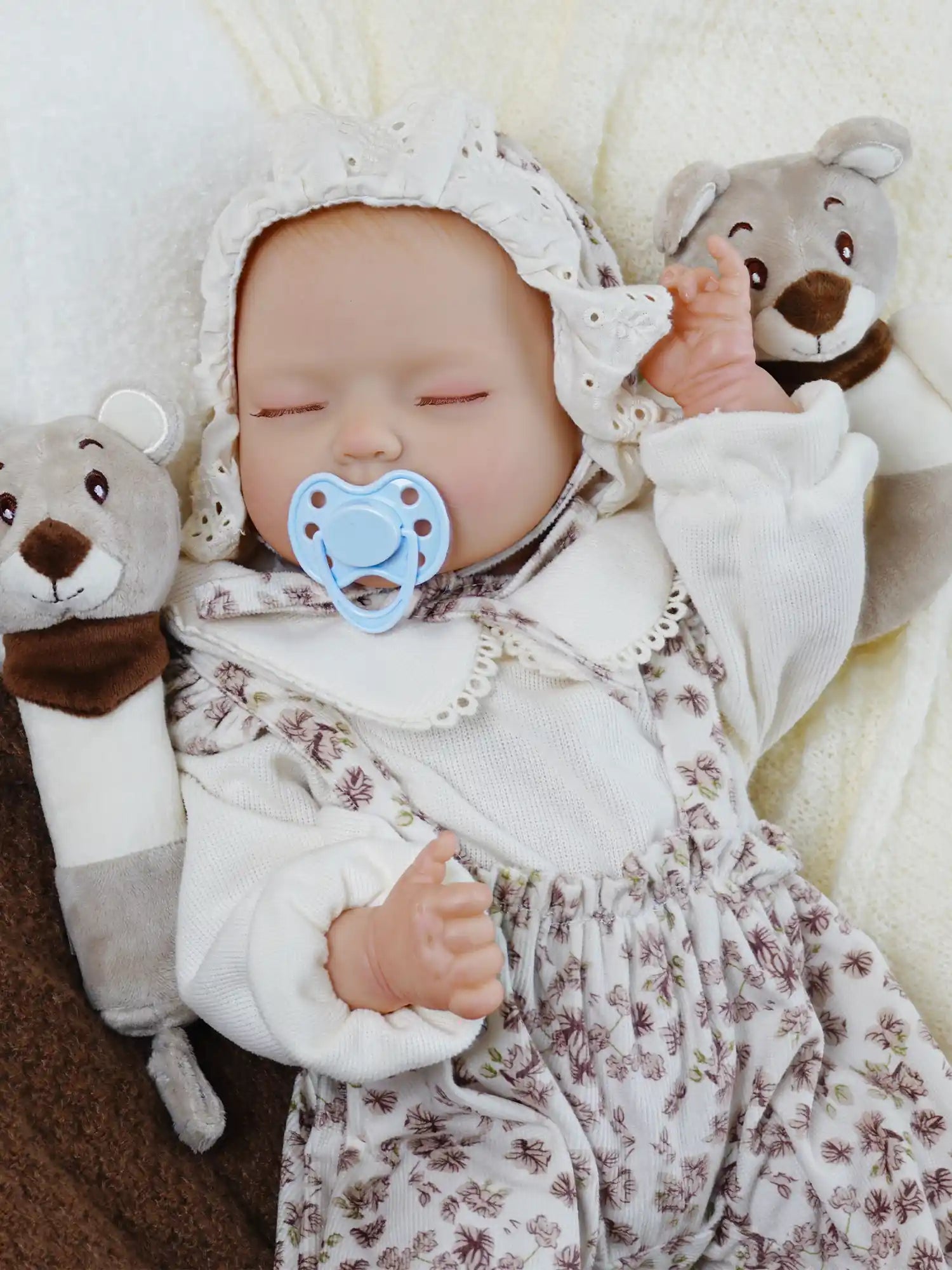 Charming Lifelike Reborn Toddler Doll - Hand-Painted Realism